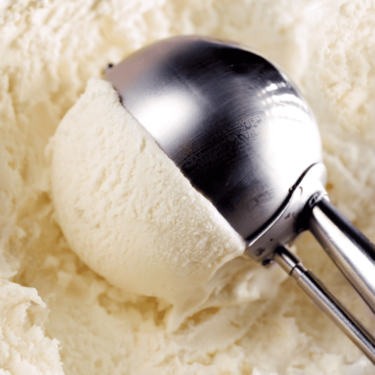 What Dessert Goes with Chicken Marsala? (21 Desserts) - Happy Muncher