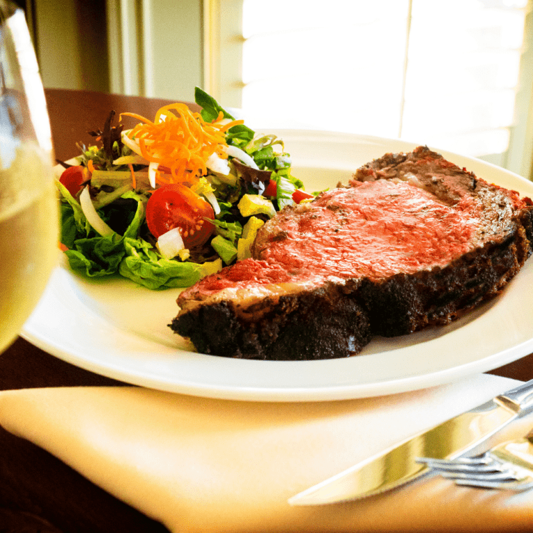 13 Best Salads That Go with Prime Rib - Happy Muncher
