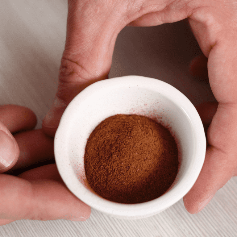 15 Herbs and Spices That Go in Spaghetti Sauce - Happy Muncher