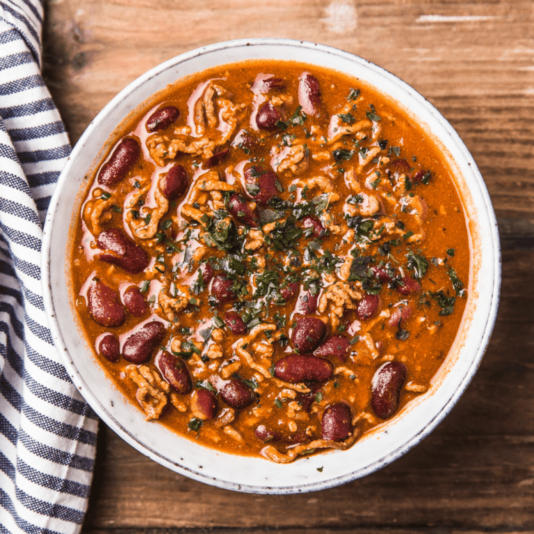 What to Serve with Chili at A Party (39 Easy Sides) - Happy Muncher
