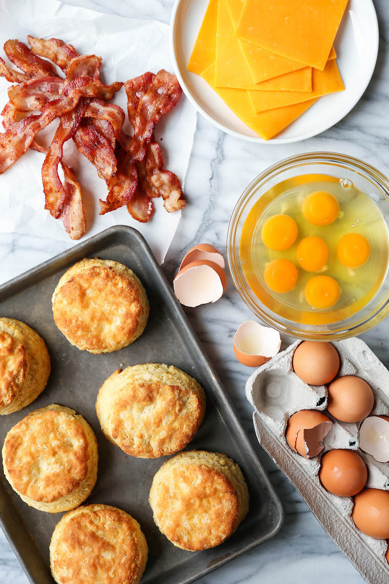 What to Do with Leftover Biscuits for Breakfast (19 Ideas) - Happy Muncher