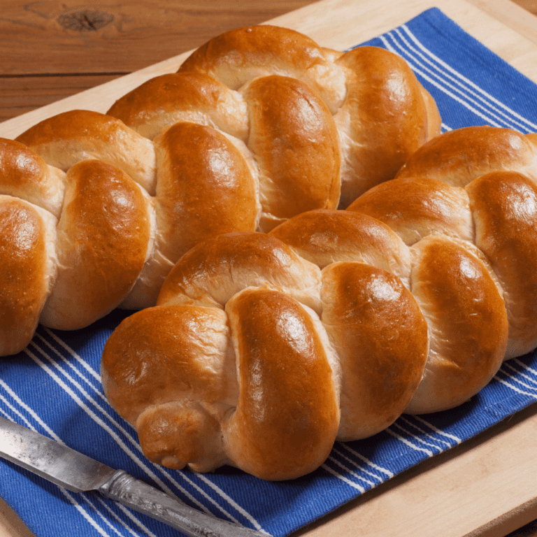 12 Best Kinds of Bread to Serve with Beef Stew - Happy Muncher