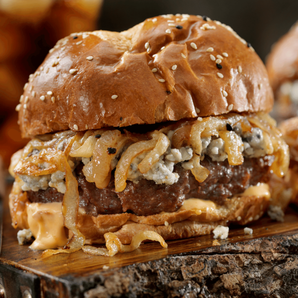 30 Irresistible Venison Burger Toppings for Gourmet Foodies - Happy Muncher