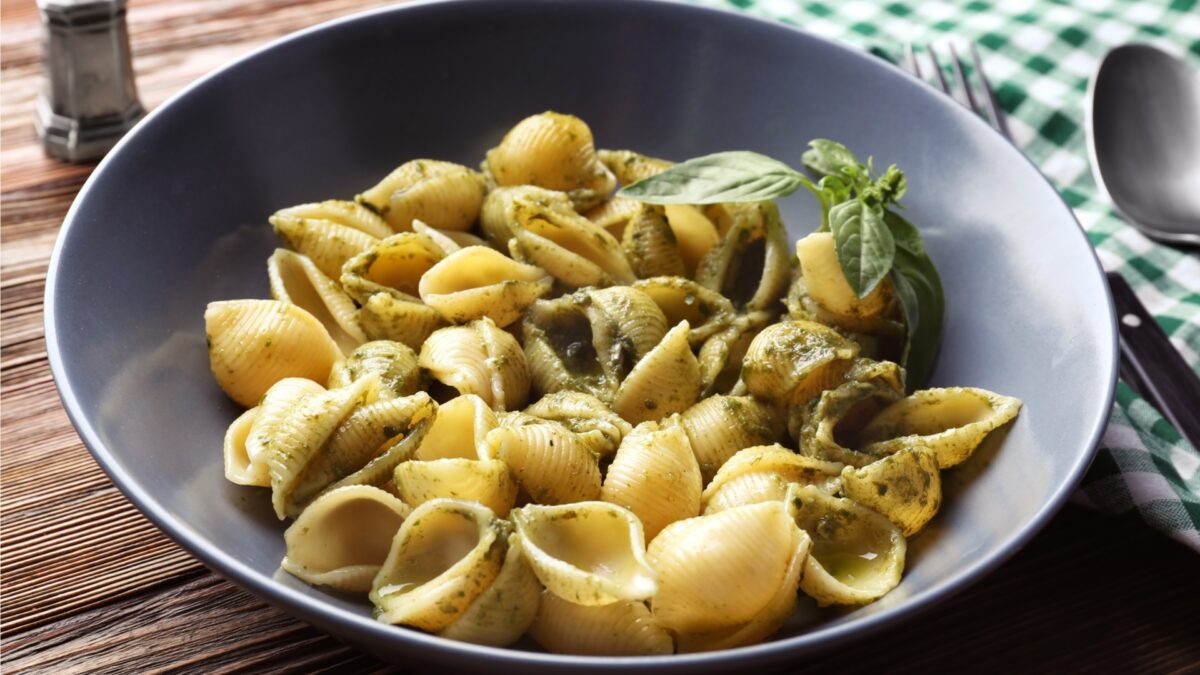 10 Conchiglie Pasta Recipes - Happy Muncher