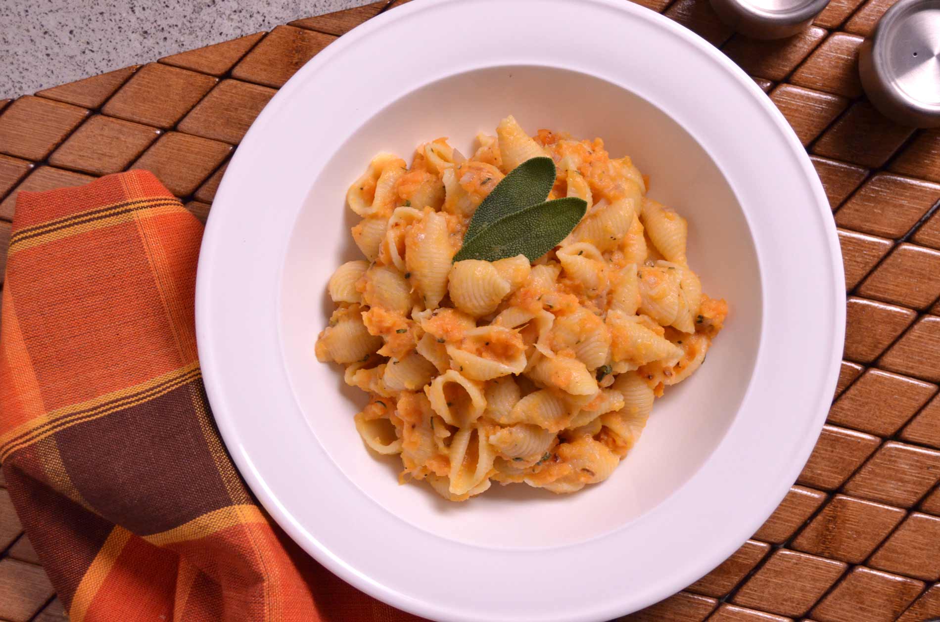 10 Conchiglie Pasta Recipes - Happy Muncher