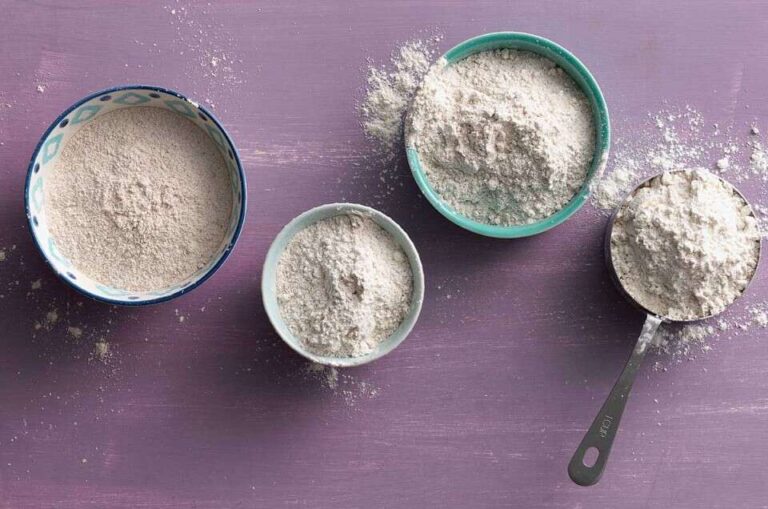 The 8 Best Substitutes For Semolina Flour - Happy Muncher