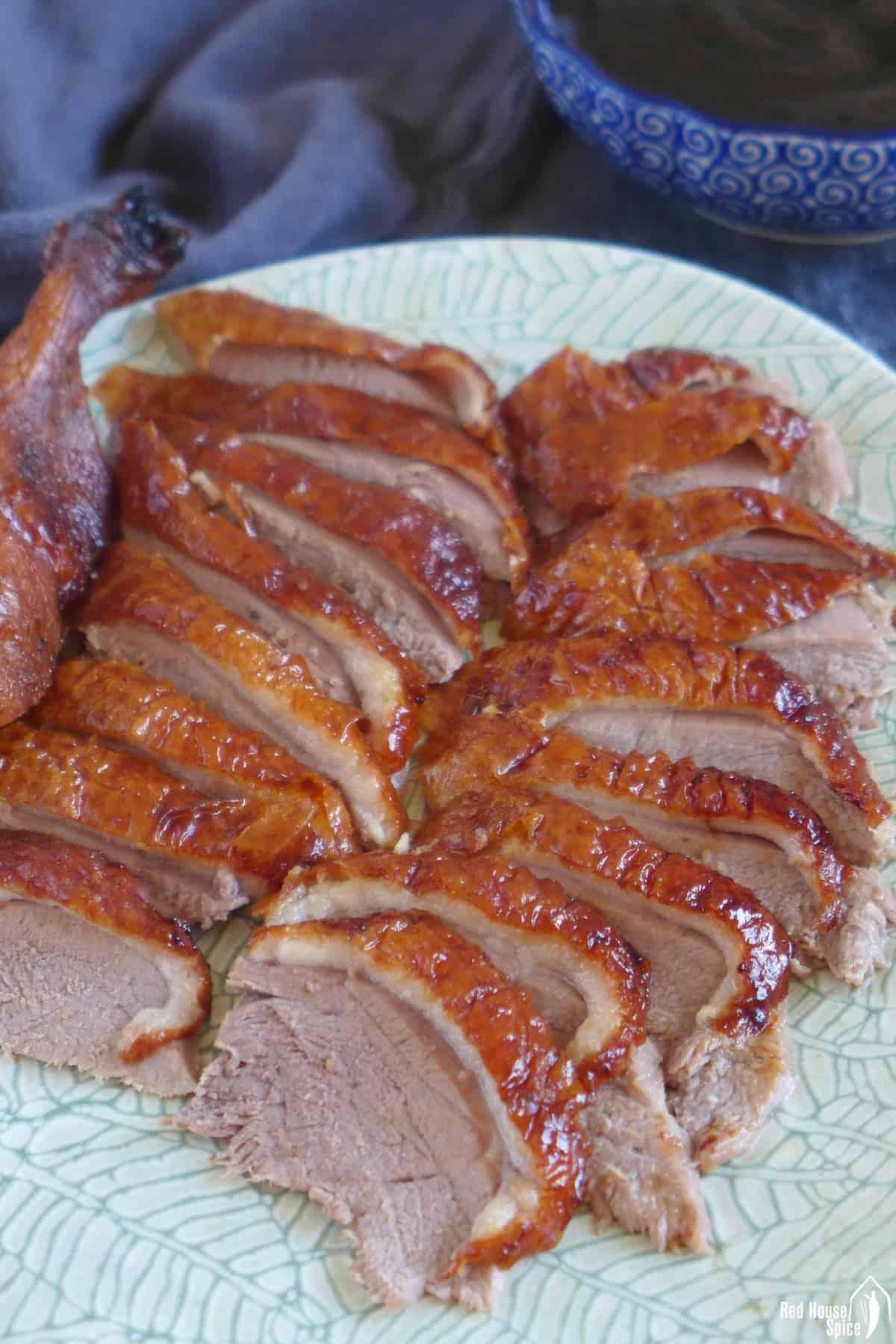 Peking Duck Wine Pairing – The Best Wines for Peking Duck - Happy Muncher