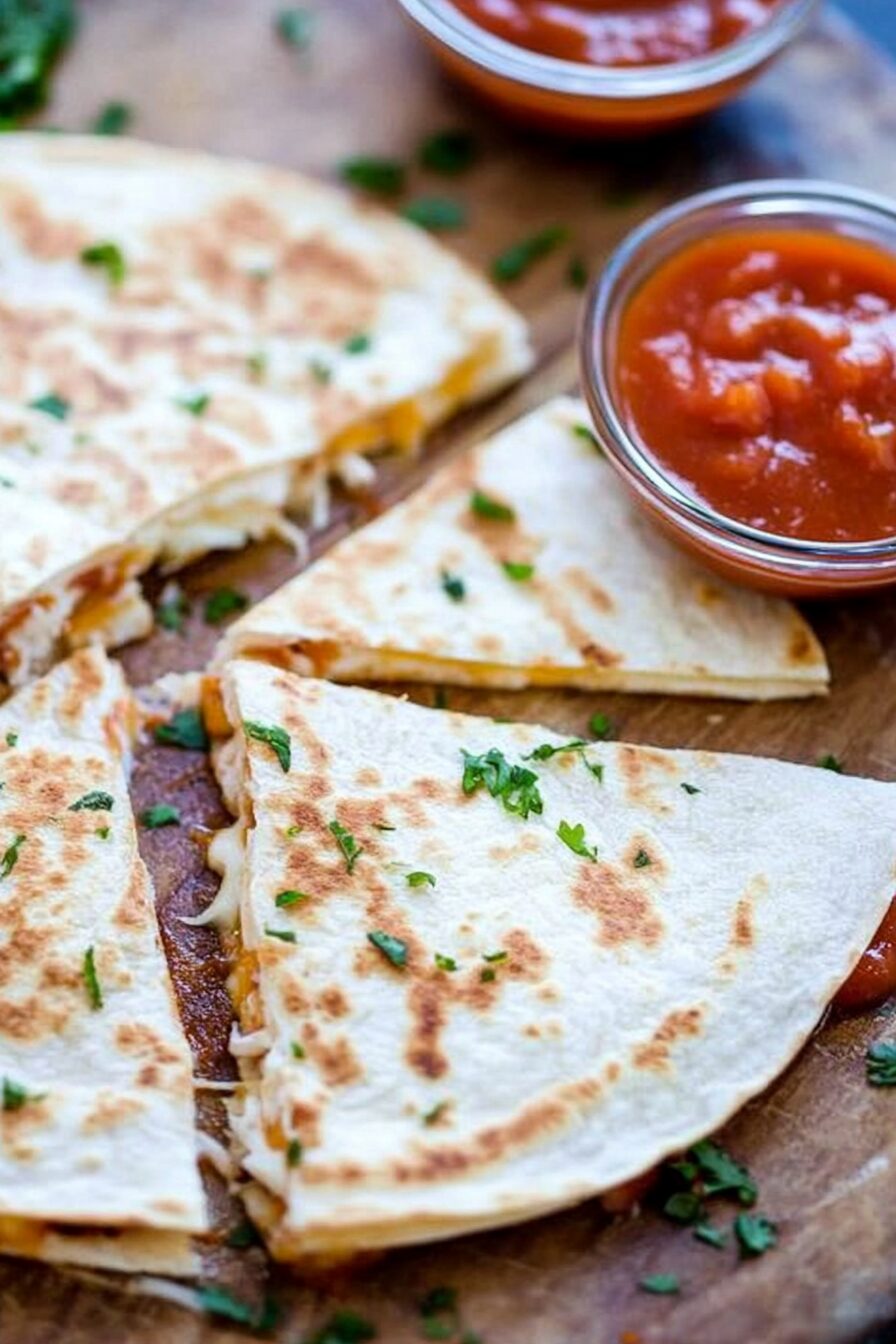 3-Ingredient Kid-Friendly Cheesy Quesadillas - Happy Muncher