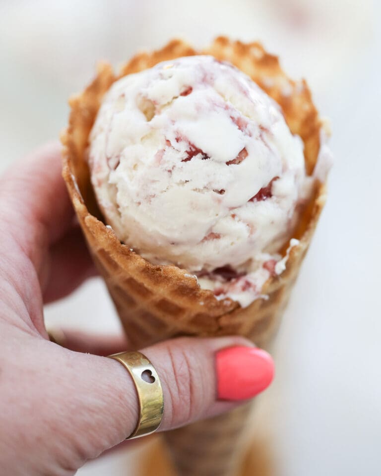 Two Ingredient Ice Cream - No Machine Required! Easy Summer Treat in ...