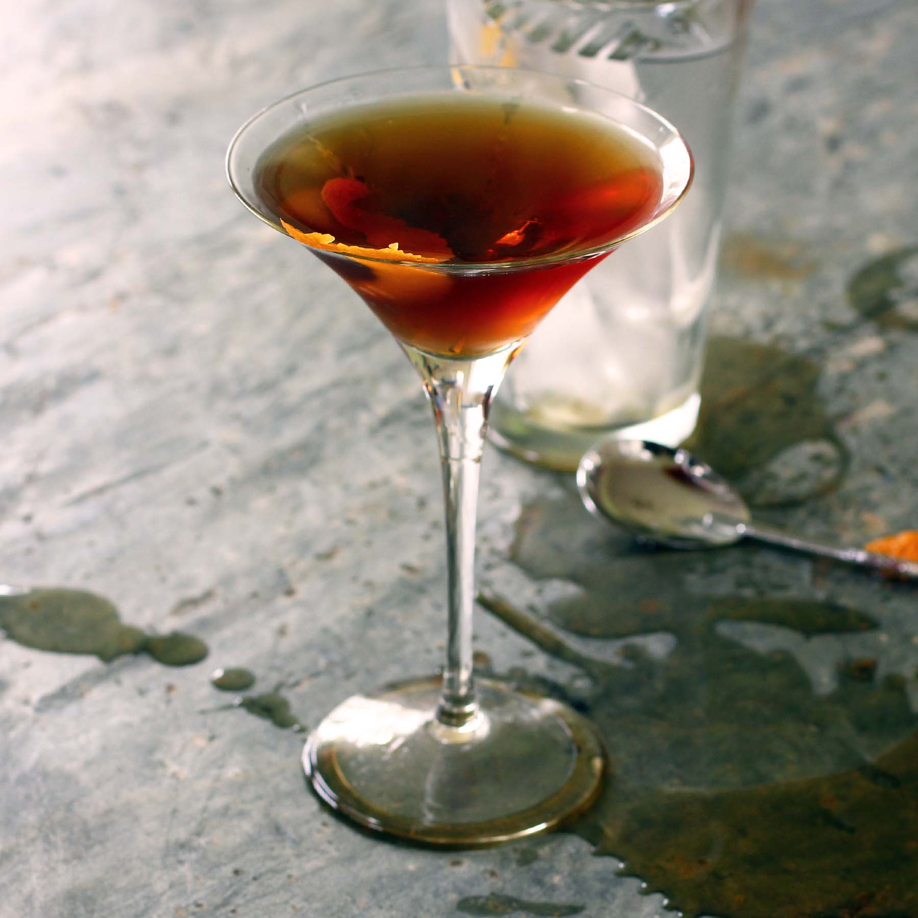 25 Cocktail Recipes That Will Impress Any Guest - Happy Muncher