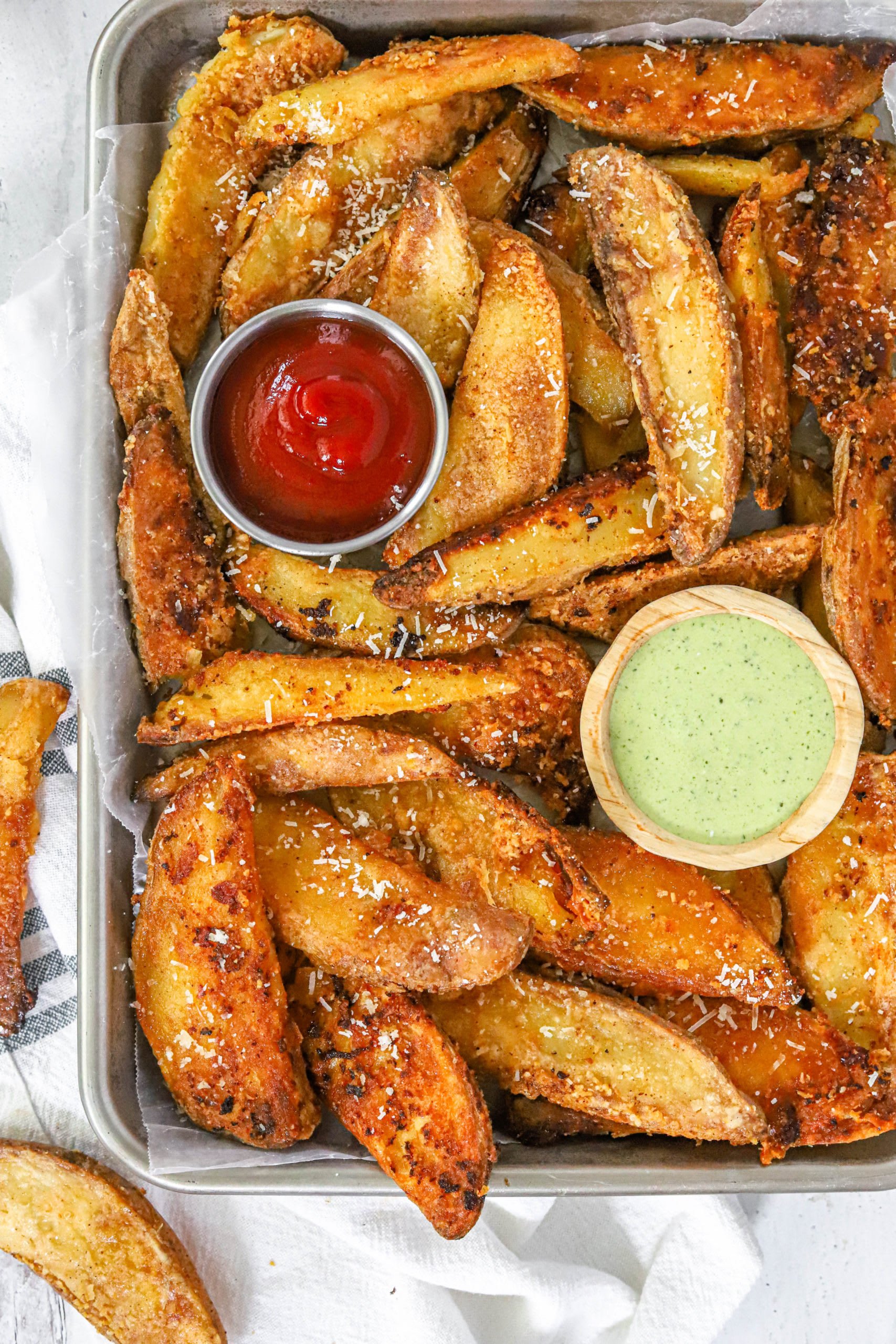 Crispy Baked Parmesan Potato Wedges - Happy Muncher