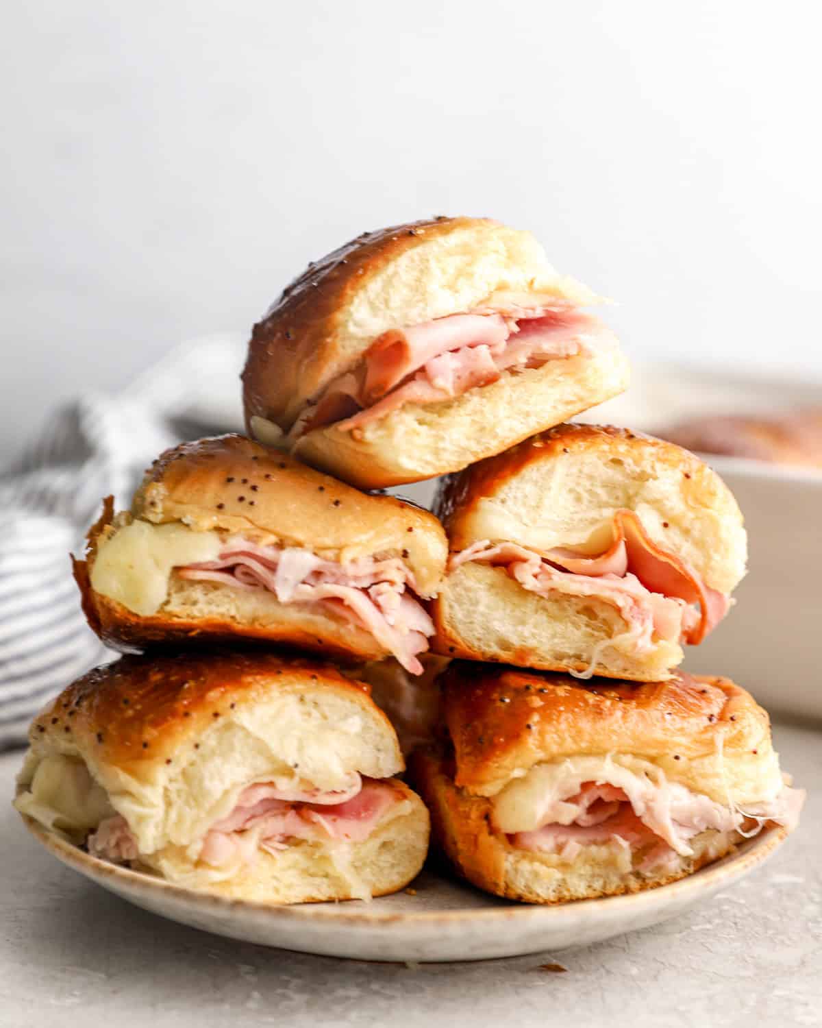 Hawaiian Roll Ham Sliders - Happy Muncher