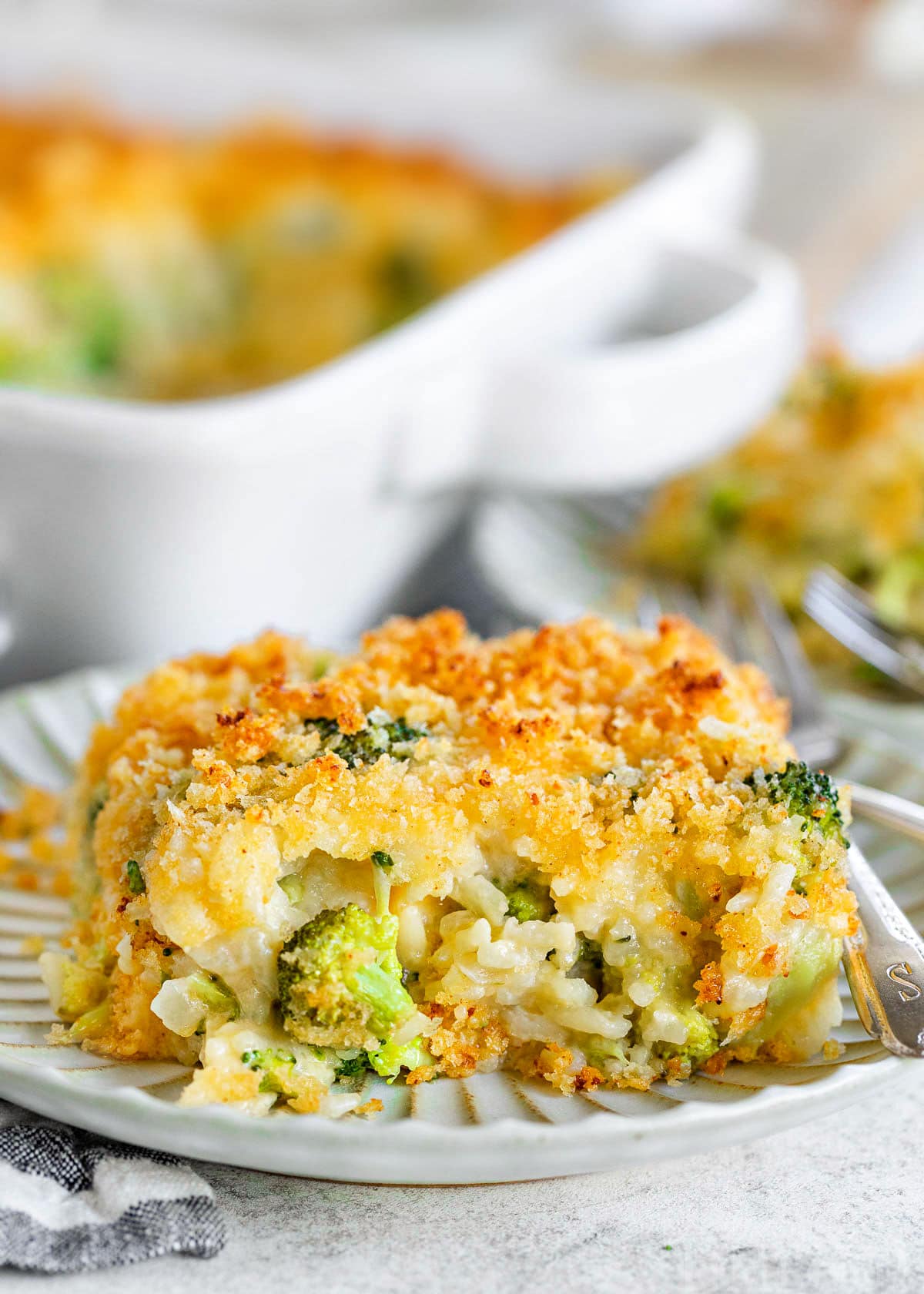 Cheesy Broccoli Rice Casserole - Happy Muncher