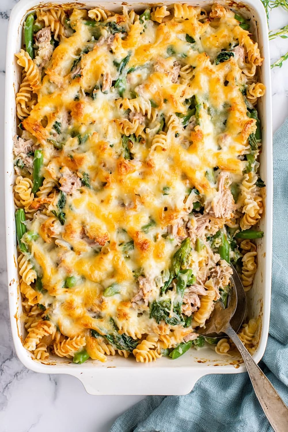 Healthier Creamy Tuna Pasta Bake - Happy Muncher