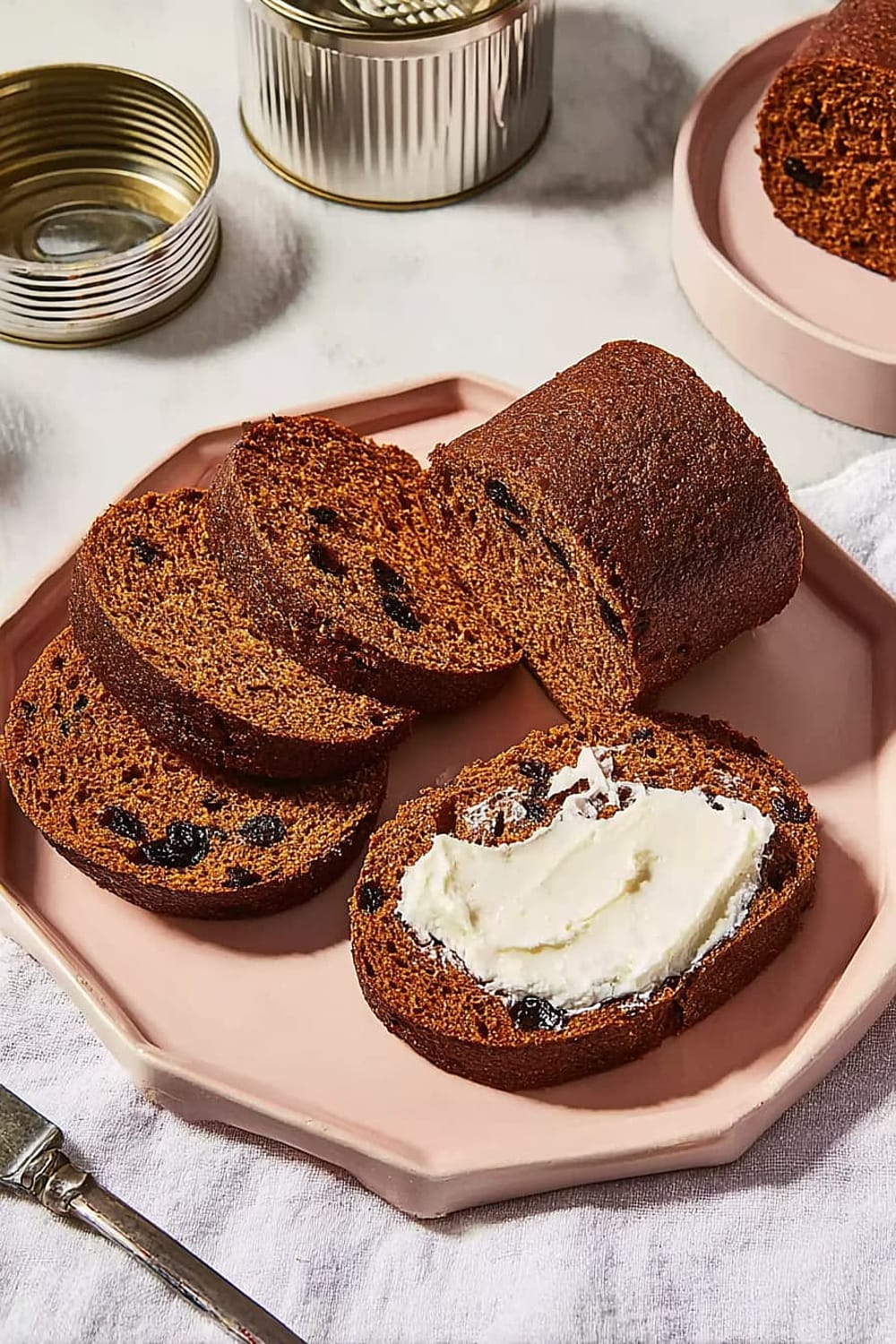 Easy Boston Brown Bread - Happy Muncher