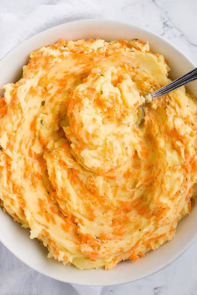 Potato and Carrot Mash - Happy Muncher
