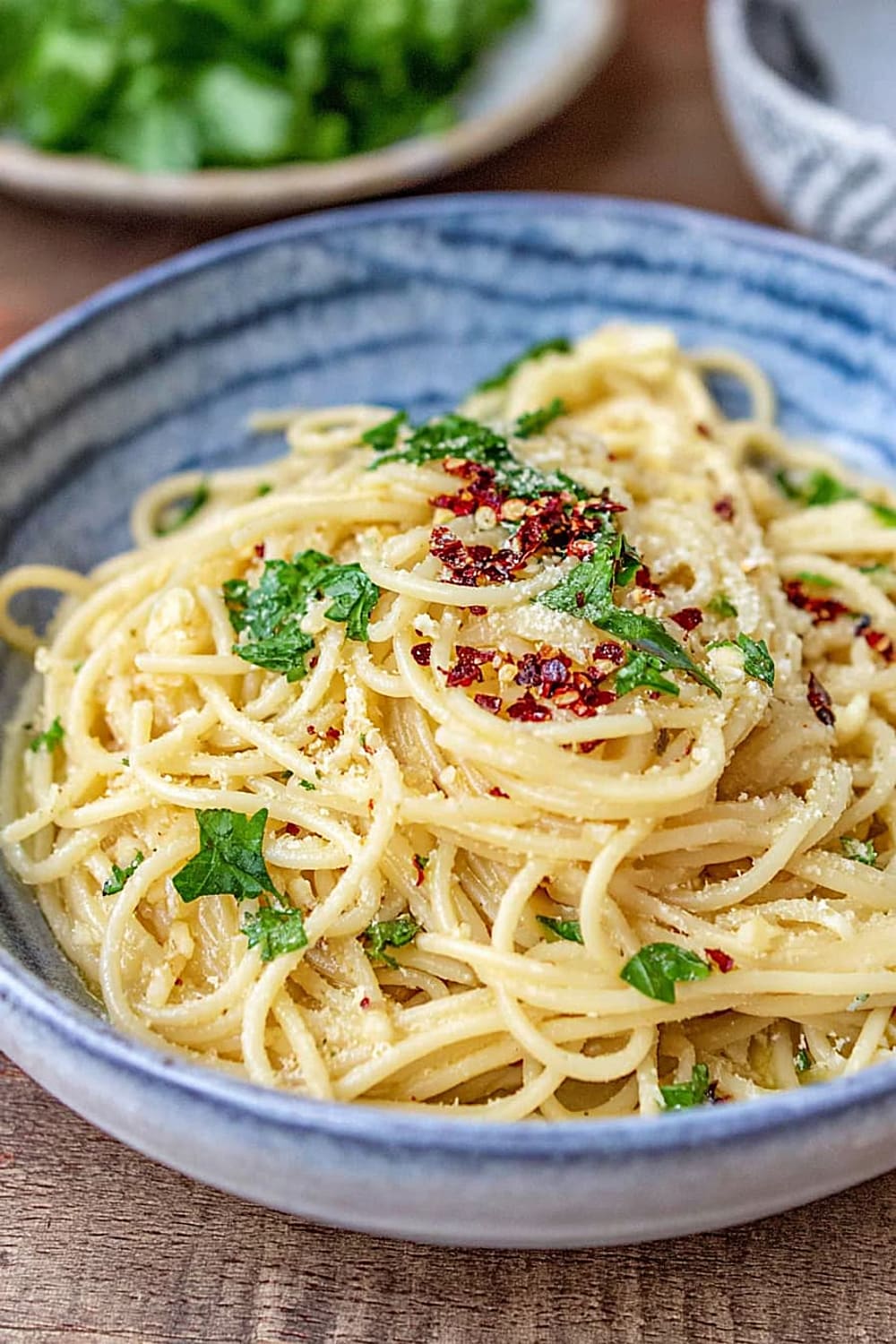 33 Best Slow Cooker Recipes with Chicken Drumsticks - Happy Muncher