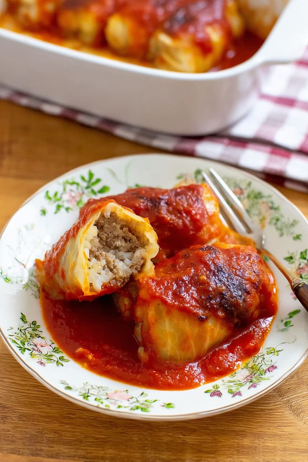 Authentic Polish Golumpki (Stuffed Cabbage) - Happy Muncher