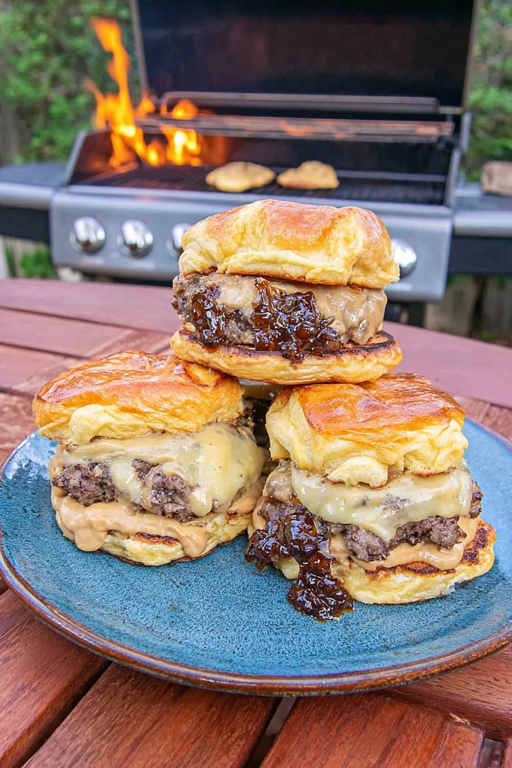 Peanut Butter and Jelly Smash Burgers - Happy Muncher