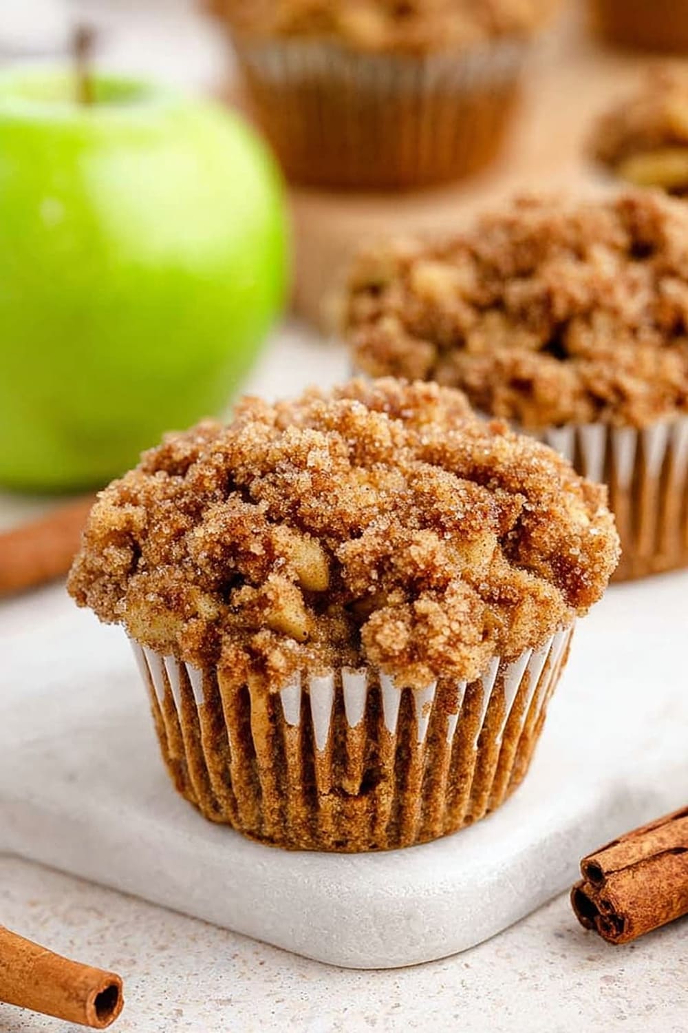 Healthy Cinnamon Apple Muffins - Happy Muncher