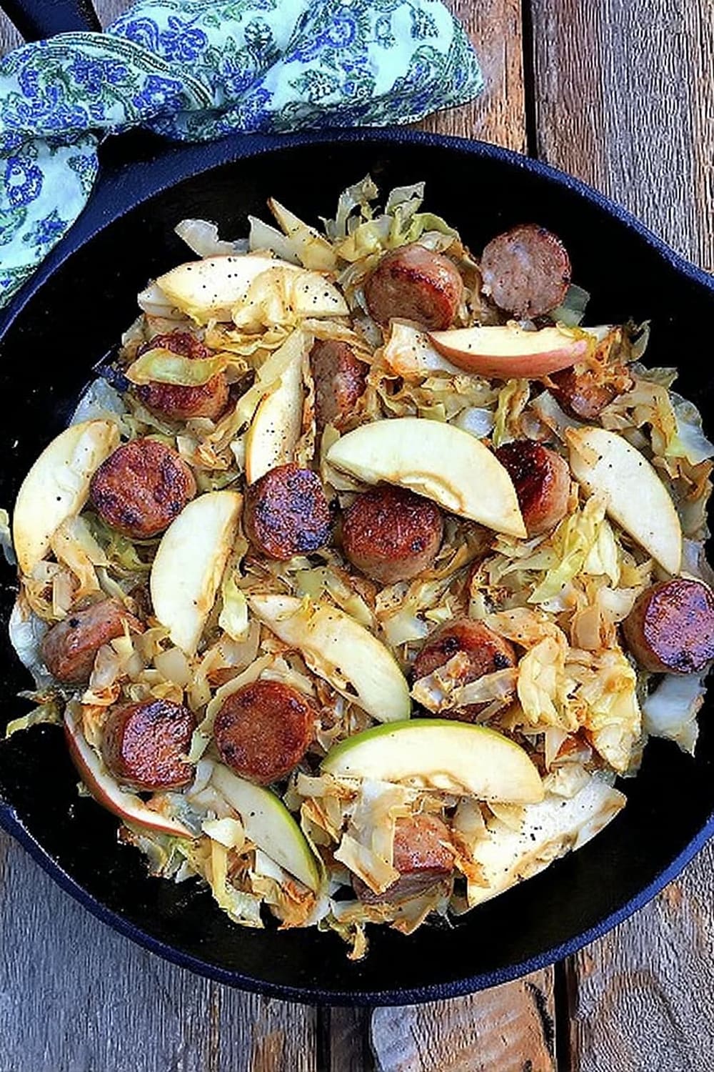 19 Delicious Shredded Cabbage Recipes You Need to Try - Happy Muncher